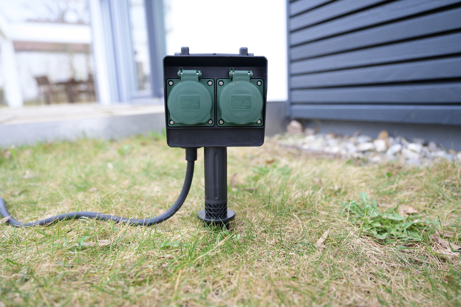 outdoor ground socket